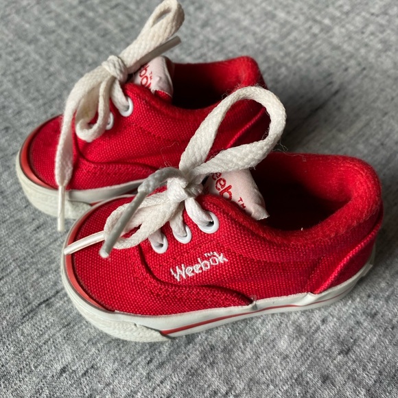 Reebok | Shoes | Vintage Weebok Red Sneakers 2m | Poshmark